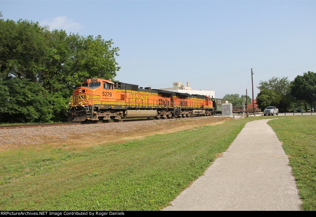 BNSF 5279
